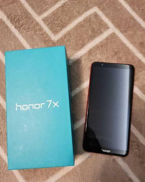 Телефон Honor 7X