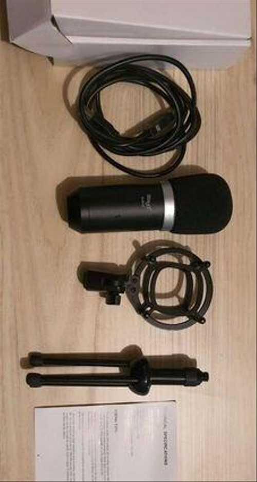 USB микрофон stagg SUM40