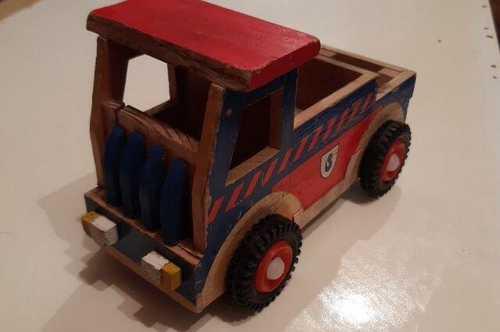 Игрушка автомобиль СССР