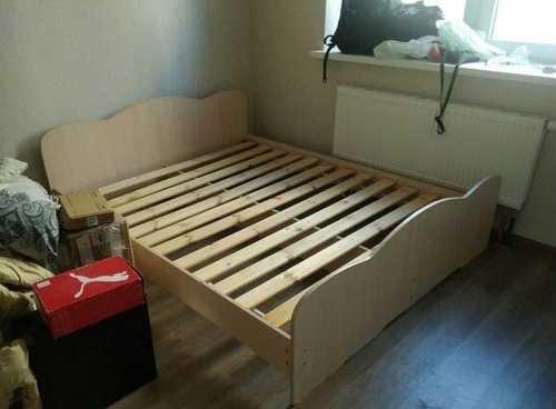 Кровать IKEA двухспальная 160х200 см
