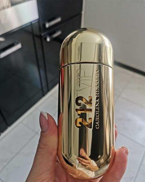 Carolina Herrera 212 VIP 80ml