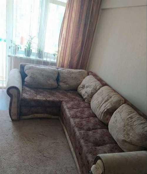 Угловой диван и кресло б у