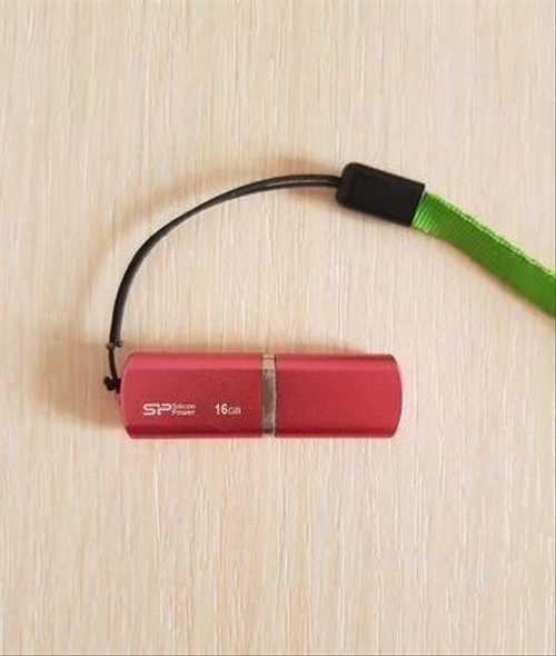 USB флешка загрузочная