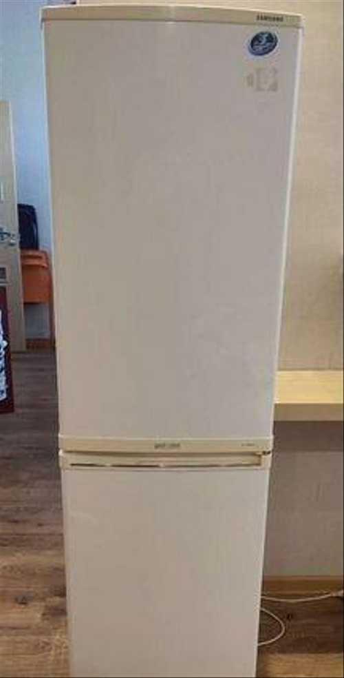 Холодильник бу samsung rl17mbsw