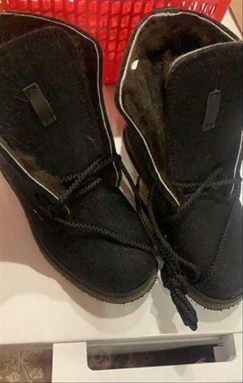 Ботинки войлочные черные