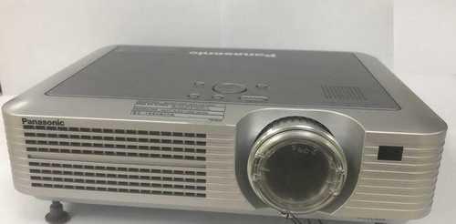 Проектор panasonic lcd projector pt-lc55e