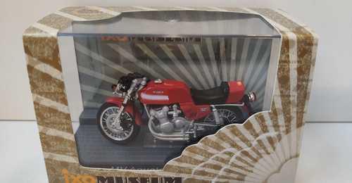Модель MV Agusta 750S 1973 IXO Museum 1/24
