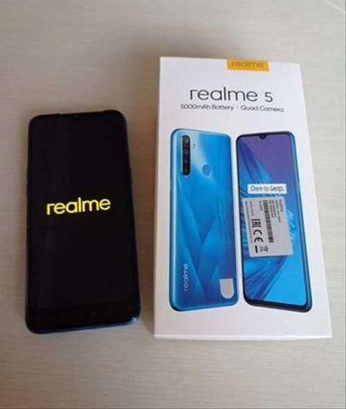 Телефон Realmi