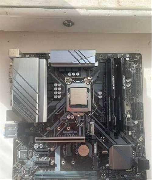 Intel i9-9900K, Gigabyte Z390M, Kingston fury 32gb