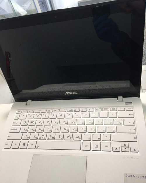 Asus x200