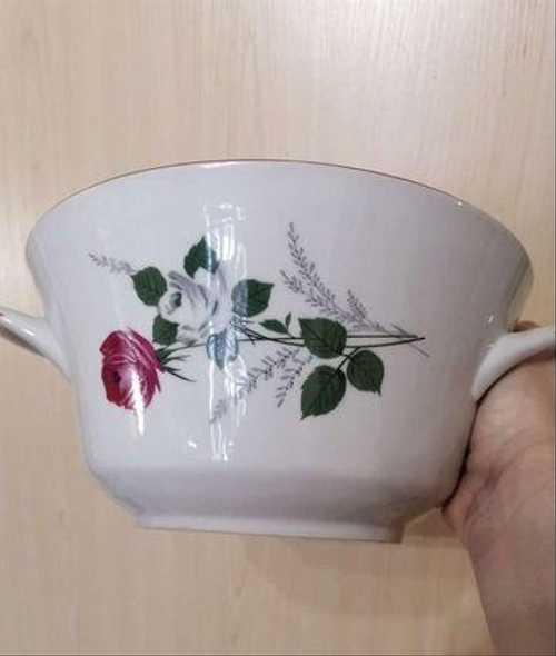 Супница на 2,5 л