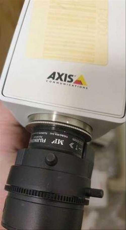 IP видеокамера axis M 1114