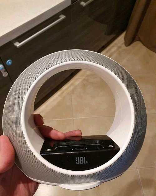 Колонка JBL Radial micro