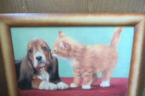 Картина в раме с щенком и котенком