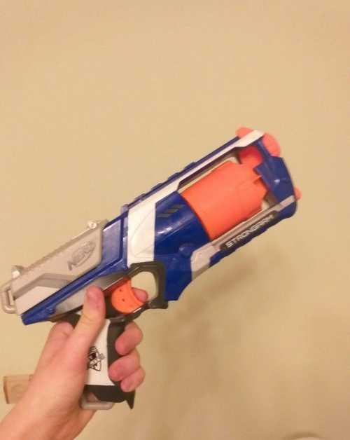 Бластер Nerf Elite Strongarm