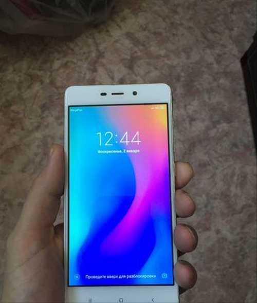 Телефон Xaiomi Redmi 4 Pro, 3/32 gb, 5'