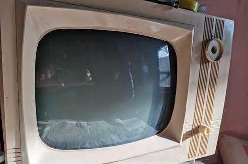 Старые телевизоры на зачасти