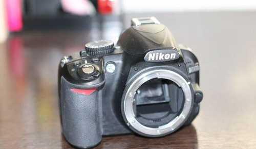 Nikon D3100 kit 18-105