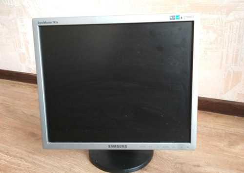 Монитор samsung 743 B