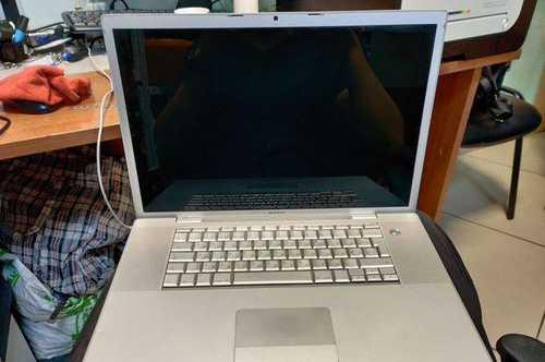 Apple MacBook Pro 17 2008