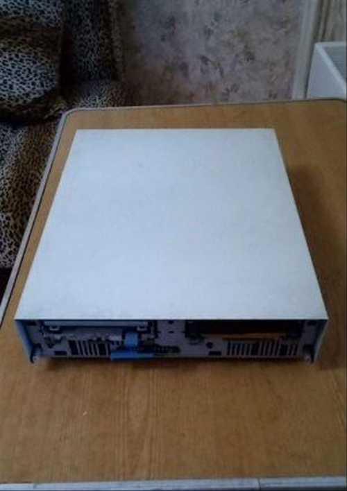 Ретро компьютер IBM PS/1