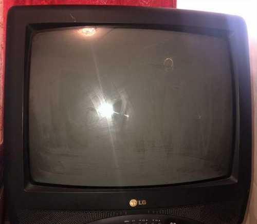 Два Телевизора на запчасти