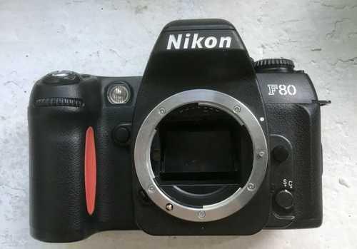 Пленочная зеркалка Nikon F80 body