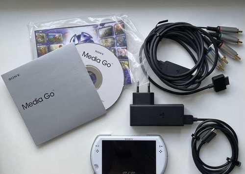 PSP Go Pearl White (N1008)