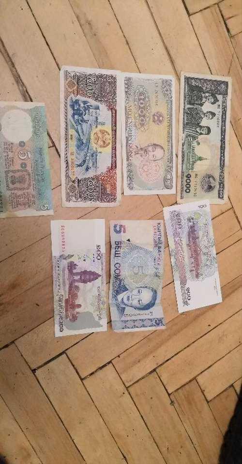 Банкноты вьетнама, лаоса, индии