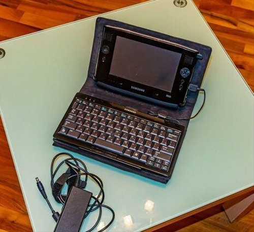 Ноутбук - планшет Samsung NP-Q1