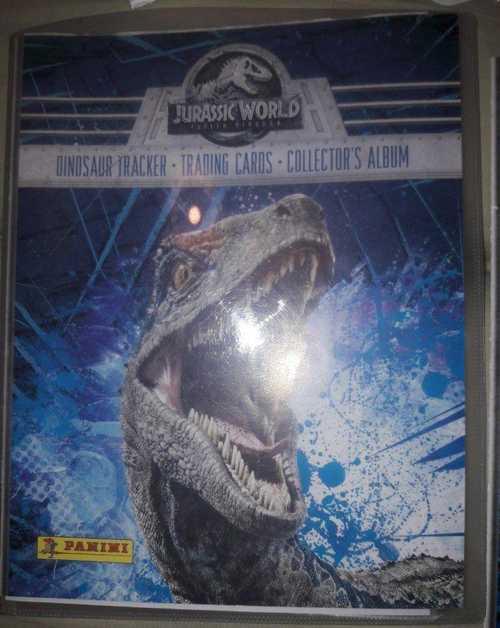 Карточки в альбом Jurassic World Panini