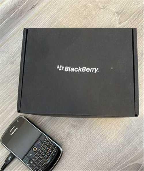 Телефон BlackBerry 9000