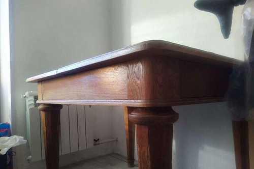 Антикварный дубовый стол