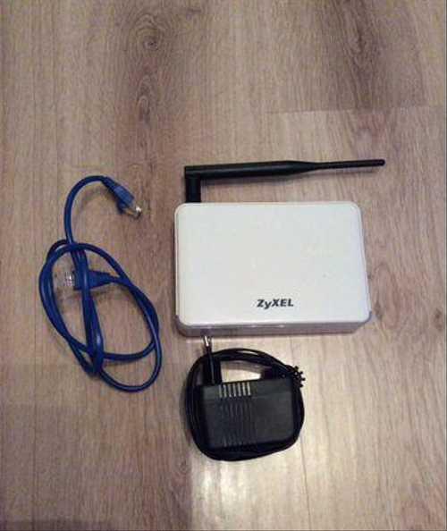 Роутер Zyxel, модель P-330W EE