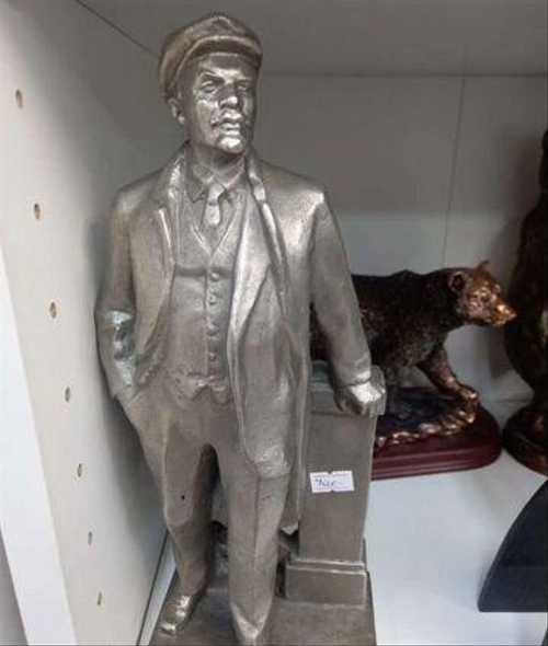 Бронзовая статуэтка Ленин