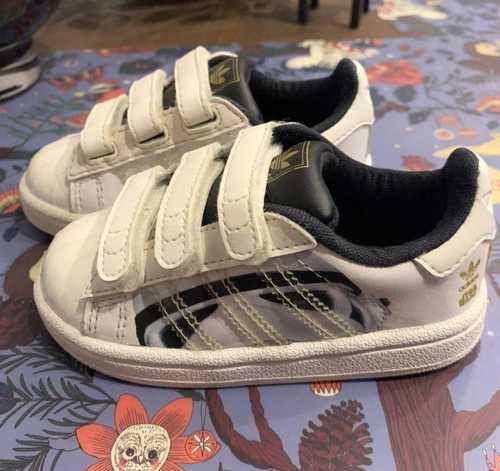 Кроссовки Adidas Superstar Star Wars р. 22