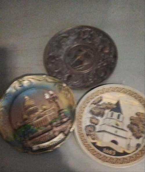 Тарелки сувенирные настенные