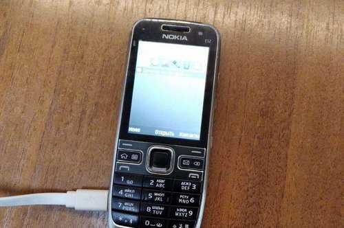 Телефон Nokia E52