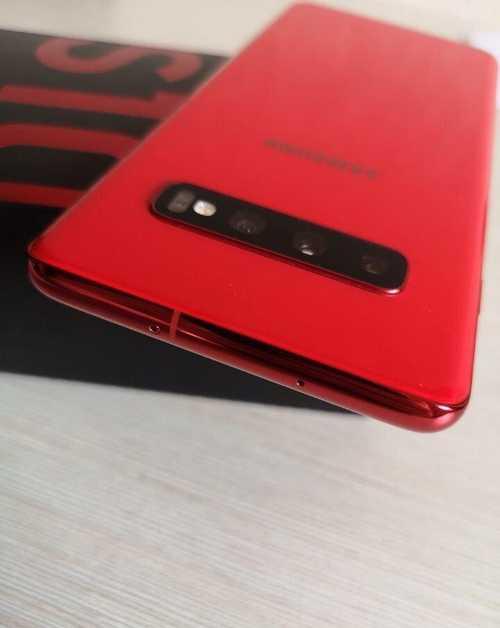 SAMSUNG s10 red
