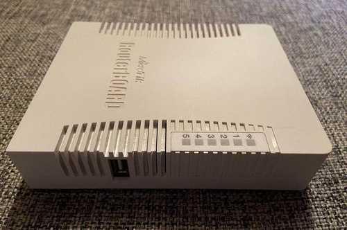 Роутер (маршрутизатор) Mikrotik RB 951-2Hnd