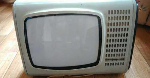 Телевизор переносной ламповый сапфир 401 СССР