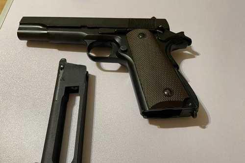 Страйкбольный пистолет Colt M1911 на CO2