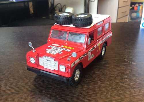 Land Rover 1:24 (Bburago italia)
