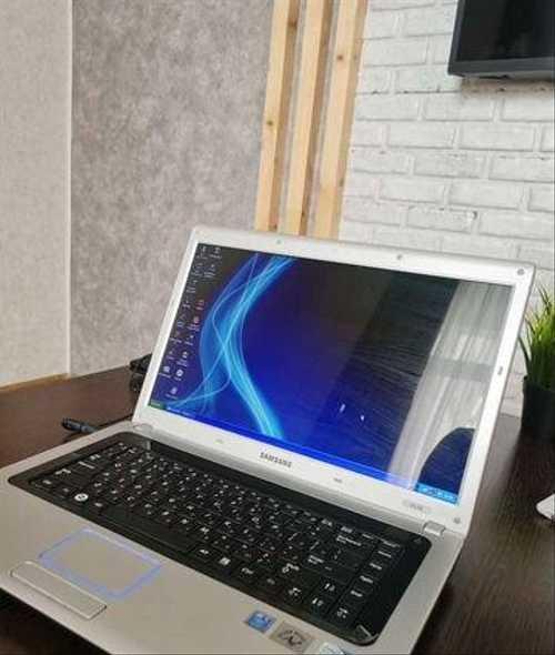 Ноутбук Samsung NP-R518