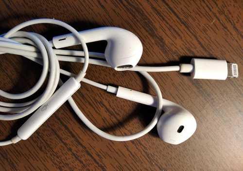 Наушники earpods. iPhone