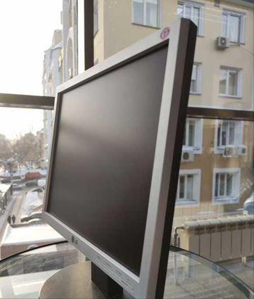 ЖК Монитор 15" LG L1550S