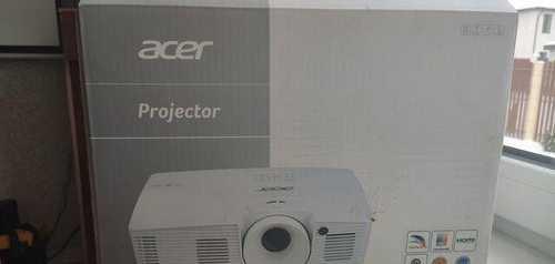 Проектор Acer H6517ABD DLP, Full HD 1920х1080