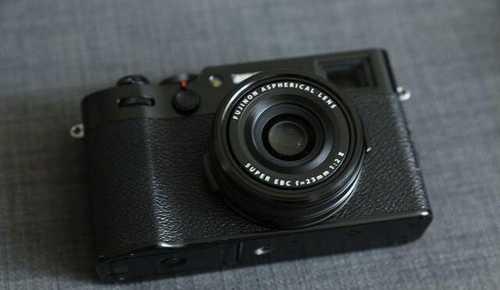 Fujifilm X100V Black + кожаный чехол и штатив