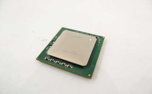 Процессор для сервера Intel Xeon 2,4 (Socket 604)
