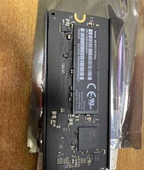 SSD Mz-kpu1t0t/0a6 apple 1tb